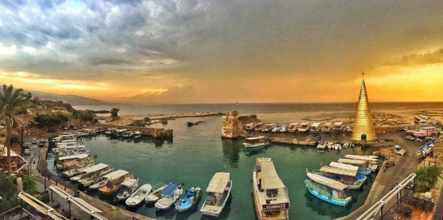 Jbeil (Byblos) Unveils Its Christmas Tree And It’s Even Better Than ...