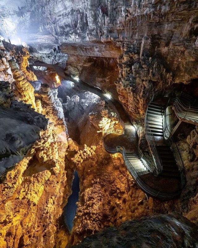 Rare Shots From Inside the Jeita Grotto | Blog Baladi